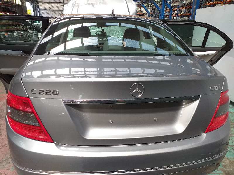 Porton trasero MERCEDES-BENZ C-CLASS (W204) C 220 CDI (204.008) 3207075 ...