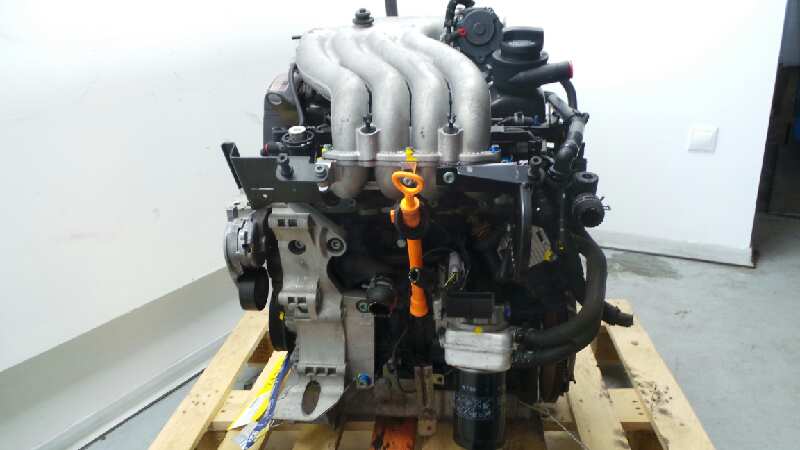 Engine VW NEW BEETLE (9C1, 1C1) 2.0 168124 | B-Parts
