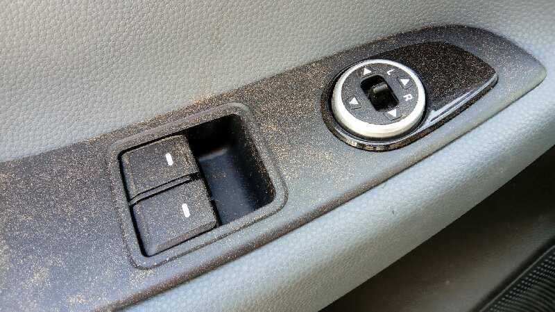 Left front window switch HYUNDAI i20 (GB, IB) 1.2 | B-Parts