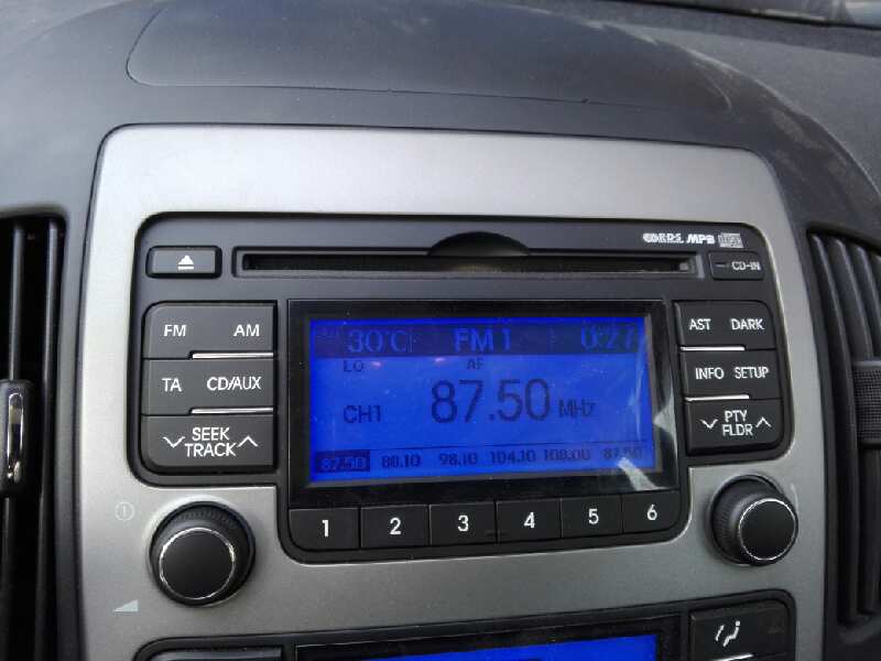 Auto-radio HYUNDAI i30 Estate (FD) 1.4 327854 | B-Parts