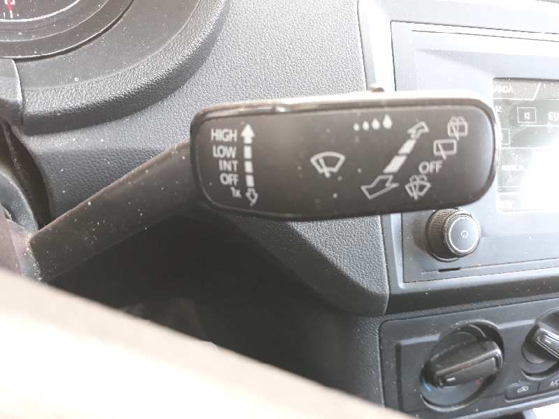 Mando SEAT IBIZA IV (6J5, 6P1) 1.4 TDI 6C0953513B | 6C0953513B | B-Parts