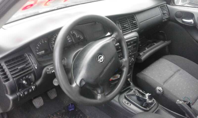 Dashboard OPEL VECTRA B Hatchback (J96) 1.6 i 16V (F68) 2026042 | B-Parts