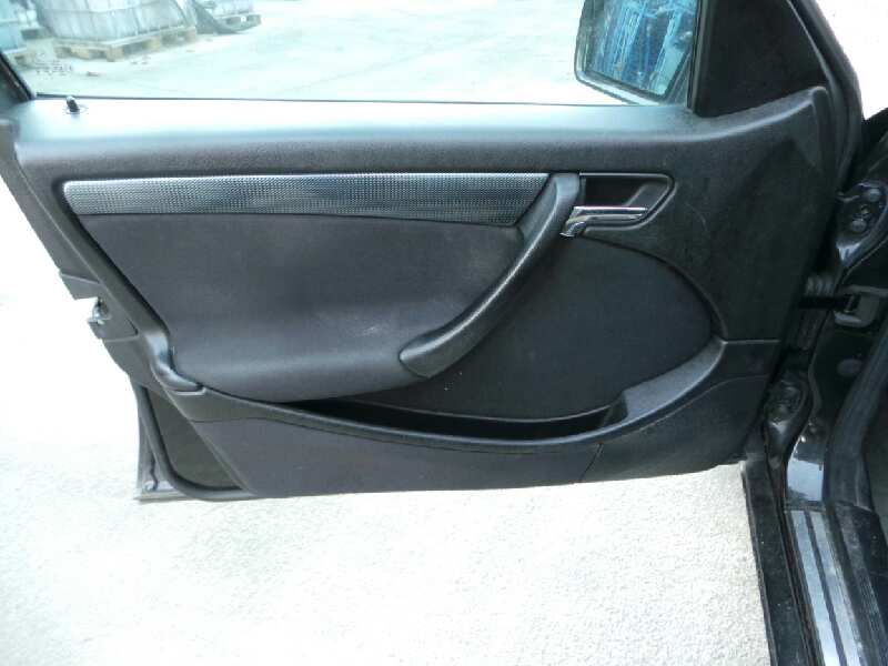 Left front door panel MERCEDES-BENZ C-CLASS (W202) C 220 CDI (202.133 ...