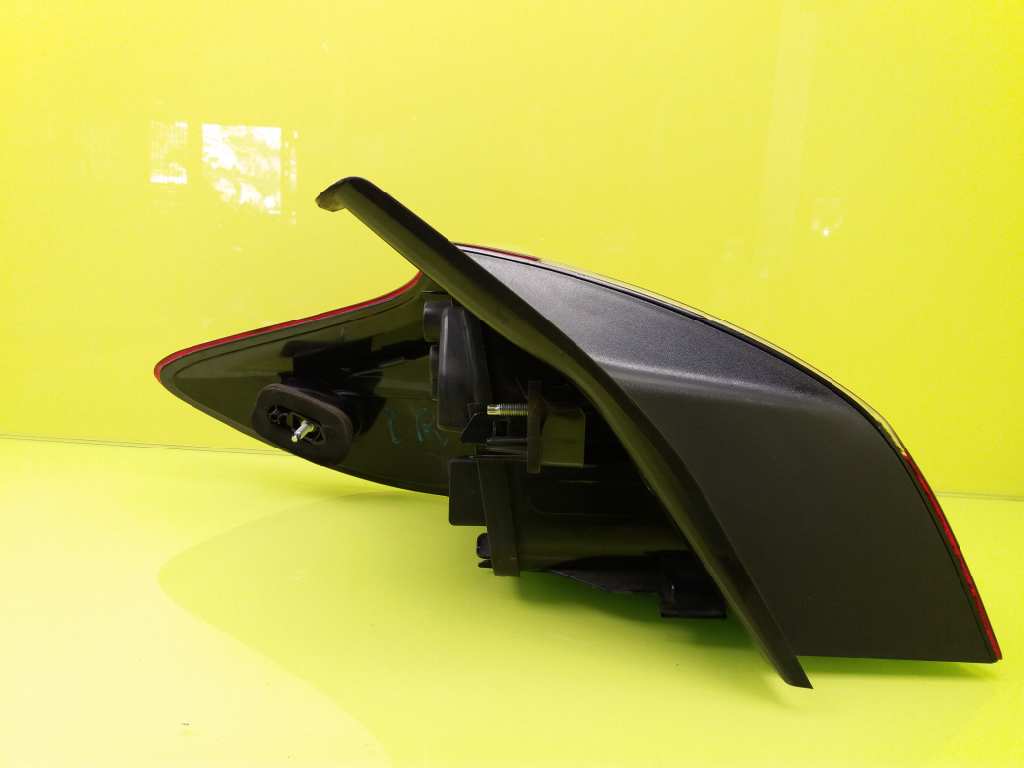 Right taillight RENAULT MEGANE III Hatchback (BZ0/1_, B3_) 1.5 dCi ...