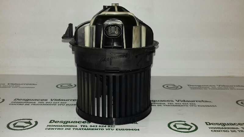 Heater blower motor PEUGEOT 308 I (4A_, 4C_) 1.6 16V 2002536 | B-Parts