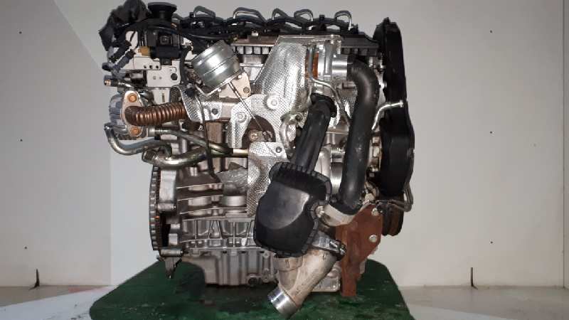 Engine VOLVO XC70 II (136) D5 AWD D5244T10 | B-Parts