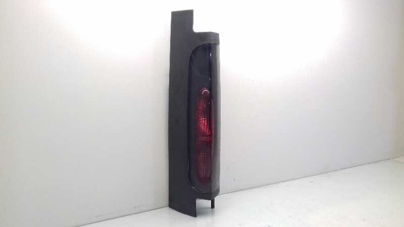 Feu arrière gauche RENAULT TRAFIC II Van (FL) 5117032 | B-Parts