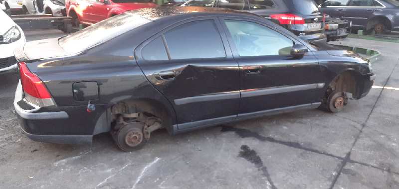 AC compressor VOLVO S60 I (384) 2.4 D 36001066 | B-Parts