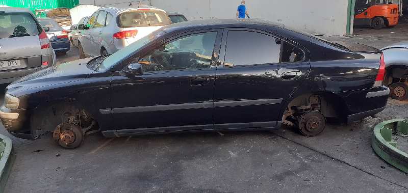 AC compressor VOLVO S60 I (384) 2.4 D 36001066 | B-Parts