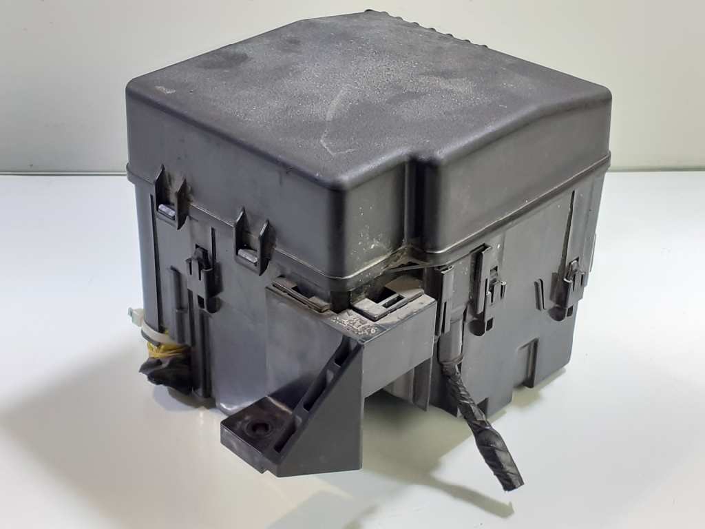 Fuse box MITSUBISHI L200 / TRITON (KJ_, KK_, KL_) 2.4 DI-D 4WD (KJ0T ...