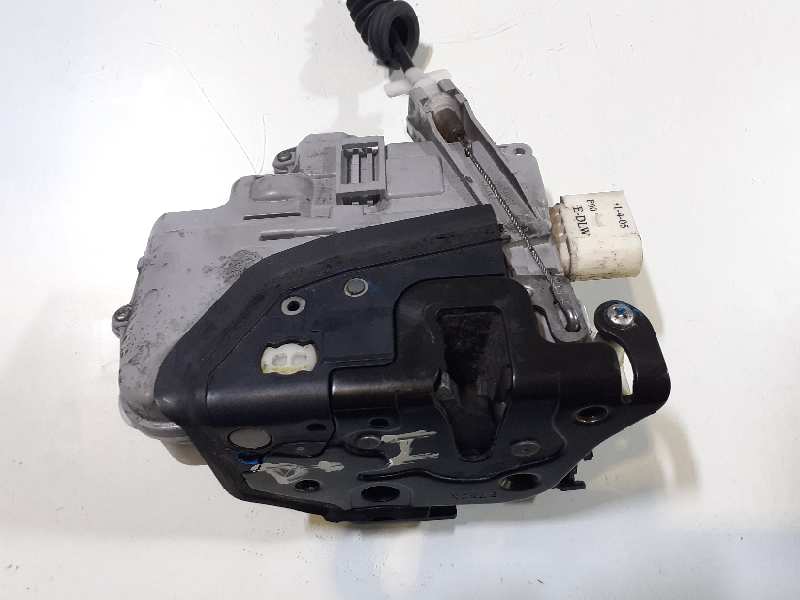Front left lock VW PASSAT Variant (3C5) 1.9 TDI 3C1837015A | B-Parts