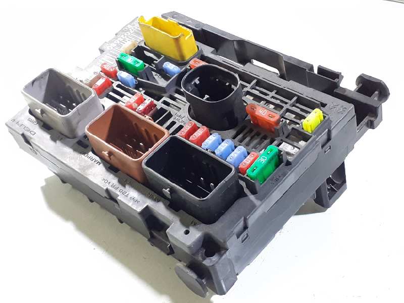 Fuse box CITROËN JUMPY II Van 8504761 | B-Parts