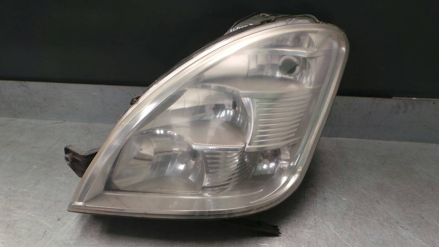 Left headlight IVECO DAILY IV Platform/Chassis 55S17 W, 55S17 WD 344554 ...