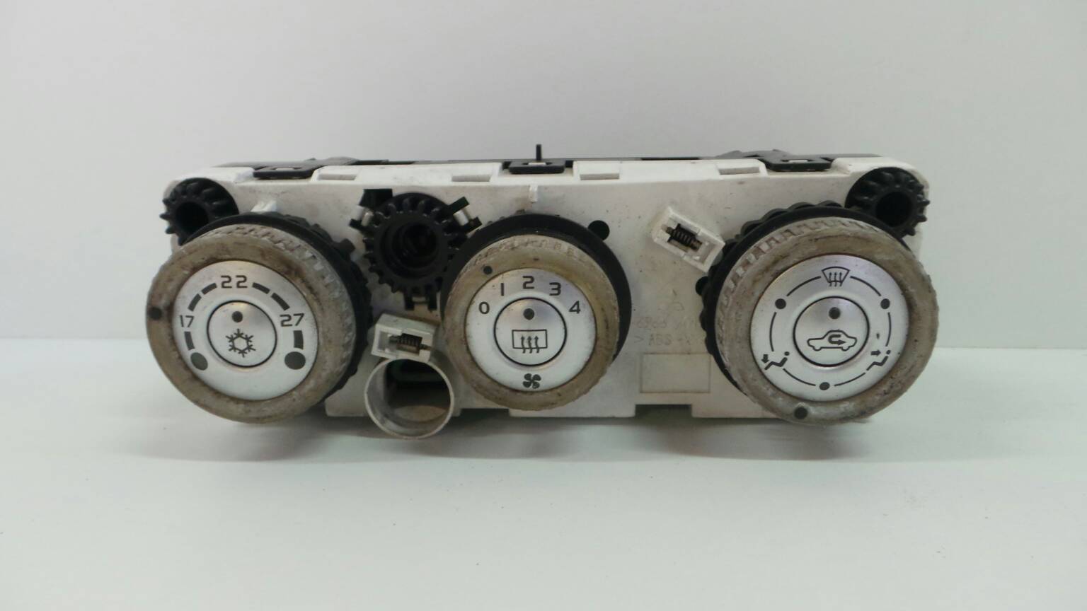 Climate control MITSUBISHI COLT VI (Z3_A, Z2_A) 1.3 4619937 | B-Parts