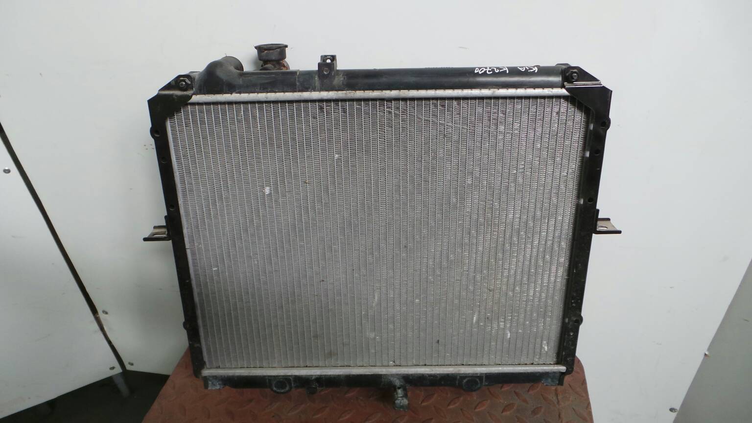 Water radiator KIA K2700 (SD) 2.7 D 012871000 1C3220E226 734990OK60AW ...