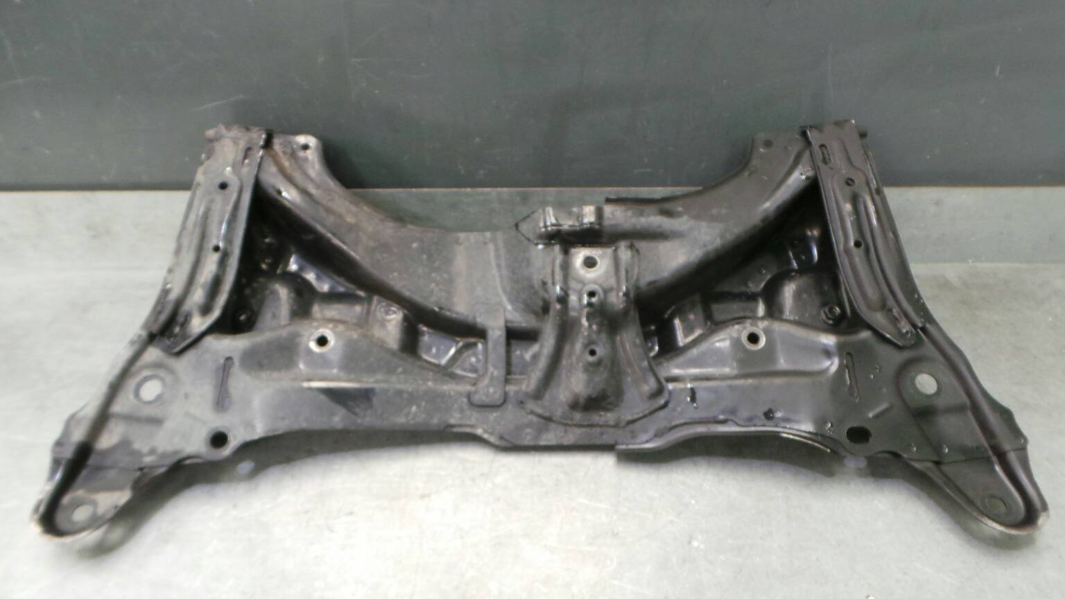 Subframe TOYOTA YARIS (_P9_) 1.4 D-4D (NLP90_) | B-Parts