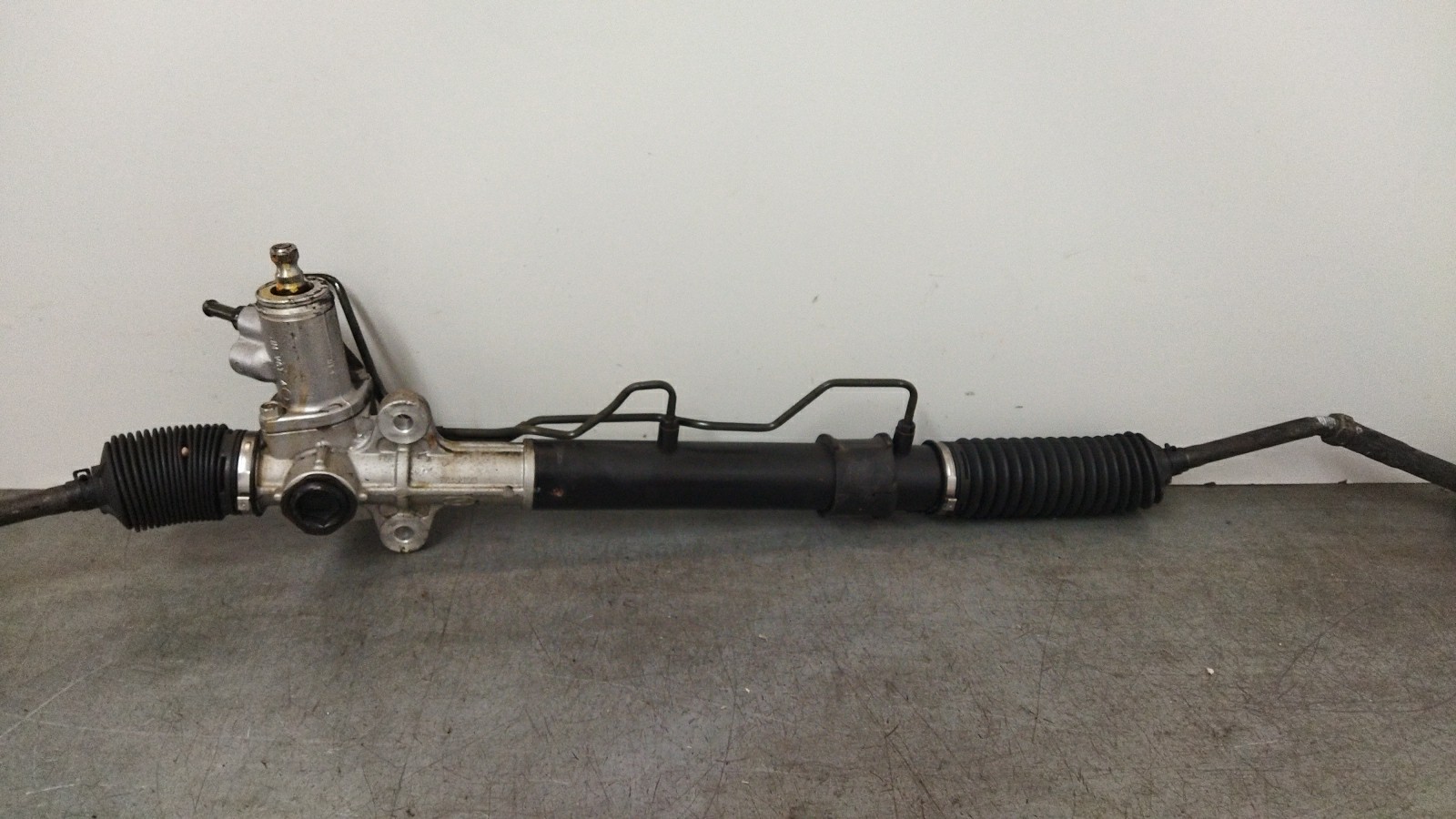 Steering rack HYUNDAI TUCSON (JM) 2.0 CRDi 8409556 | B-Parts