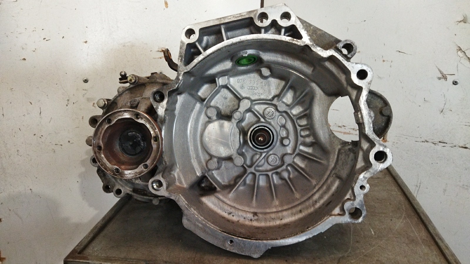 Manual gearbox VW GOLF III (1H1) 1.4 8845362 | B-Parts