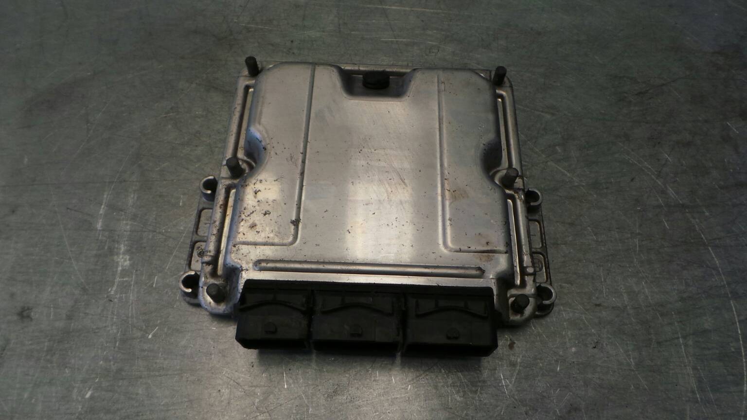 Engine control unit (ECU) RENAULT TRAFIC II Van (FL) 1.9 dCi 80 (FL0B ...