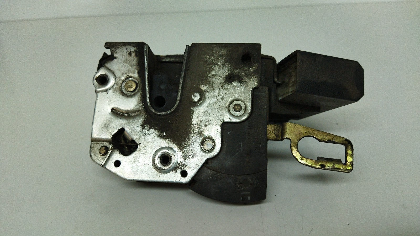 Front right lock BMW 3 (E36) 318 tds 8343764 | B-Parts