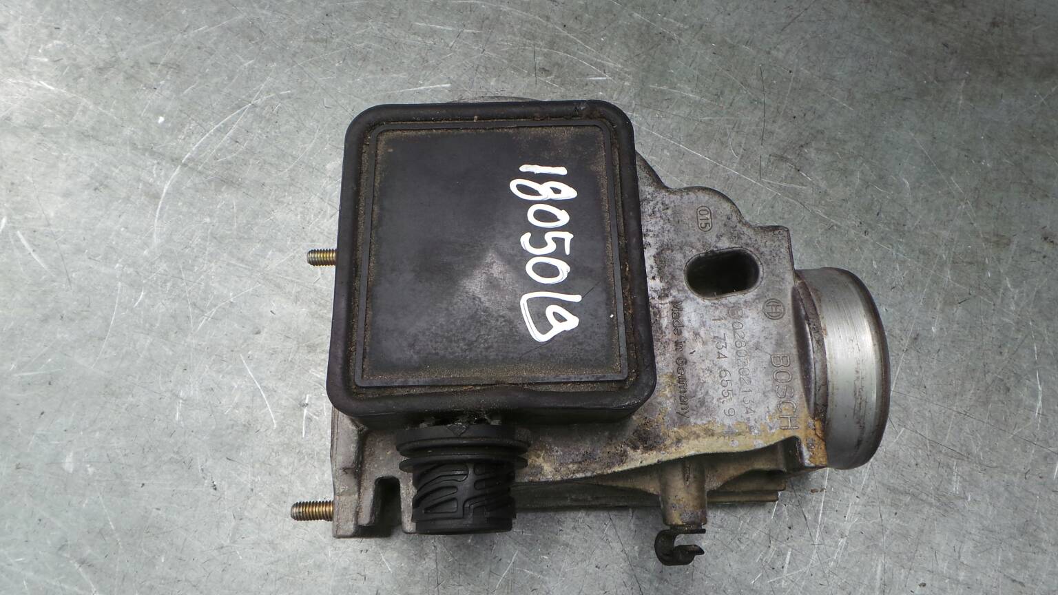 Mass air flow sensor BMW 5 (E34) 518 i 0280202134; | B-Parts