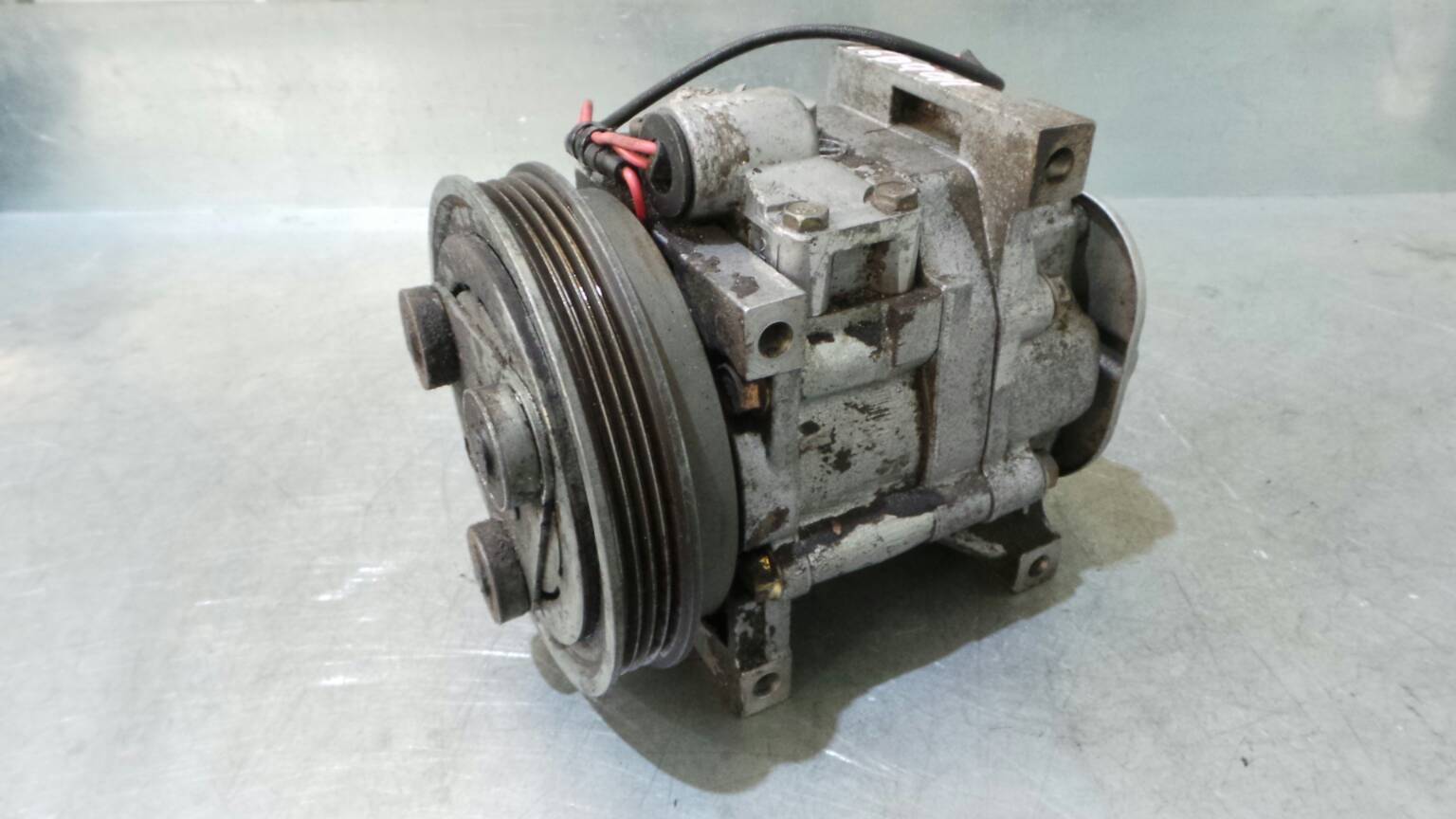 AC compressor VW POLO III CLASSIC (6V2) 60 1.4 160671 | B-Parts