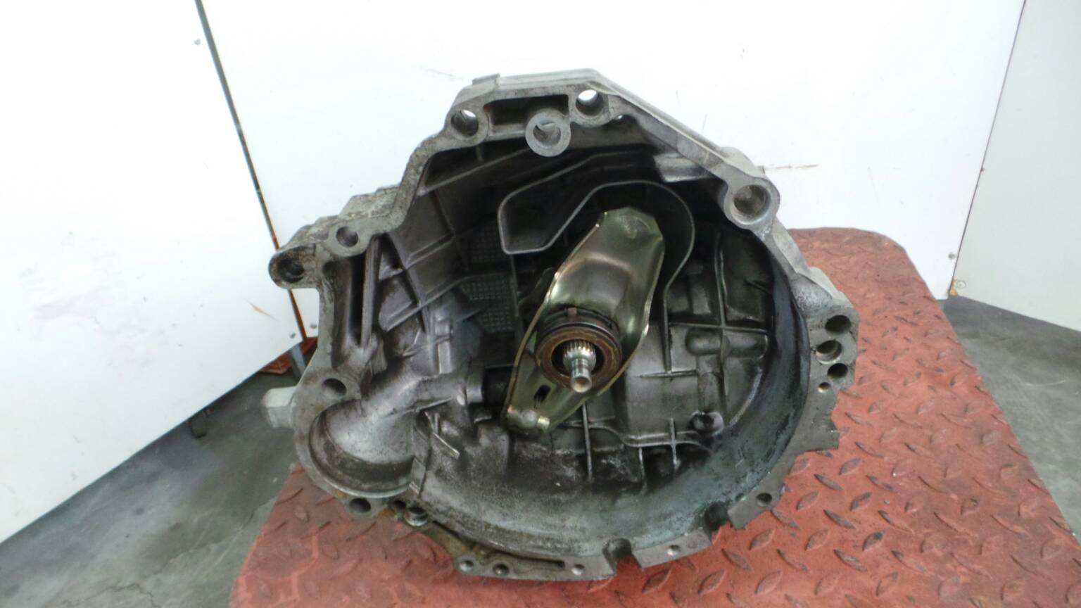Manual gearbox VW PASSAT B5 Variant (3B5) 1.8 1735874 | B-Parts