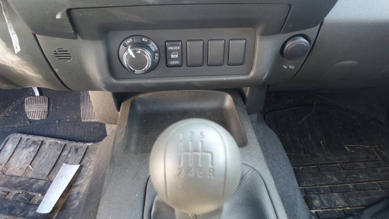 Climate control NISSAN NP300 NAVARA (D40) 2.5 dCi 4WD 275105X01B | B-Parts