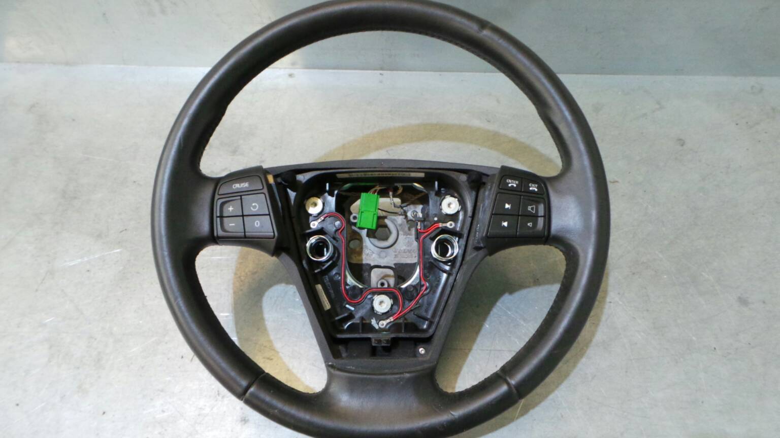 Steering wheel VOLVO C30 (533) 2.0 150095 | B-Parts