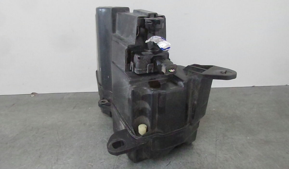 Adblue tank CITROËN C3 II (SC_) 1.4 HDi 70 9680137980 | B-Parts