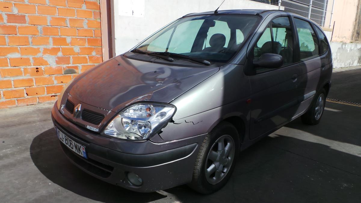 Pièces de voiture d'occasion pour RENAULT MEGANE Scenic (JA0/1_) 1.6 16V (JA0B, JA04, JA11 ...