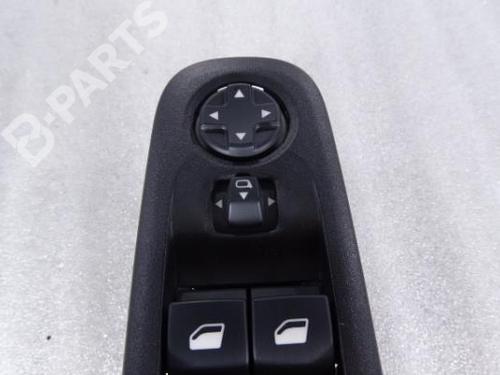 Left front window switch PEUGEOT RIFTER 1.5 BlueHDi 130 8126856 | B-Parts