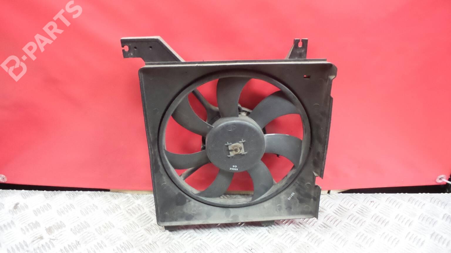 Radiator fan HYUNDAI COUPE (GK) 2.0 25386-2C000 | B-Parts