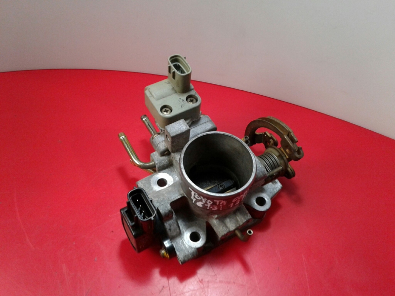 Throttle body TOYOTA COROLLA (_E10_) 1.3 XLI (EE101_, EE101R) 4973745 ...