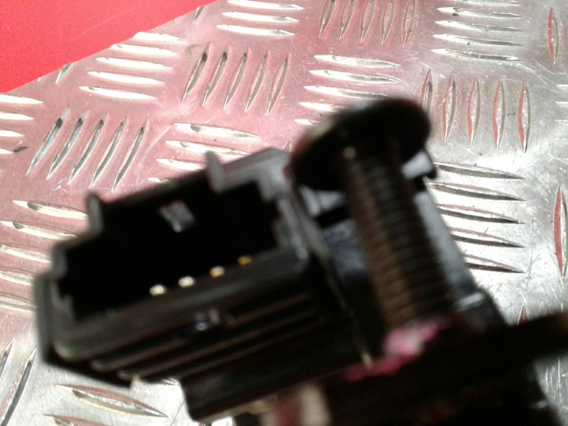 Tailgate lock RENAULT LAGUNA III (BT0/1) 5633759 | B-Parts