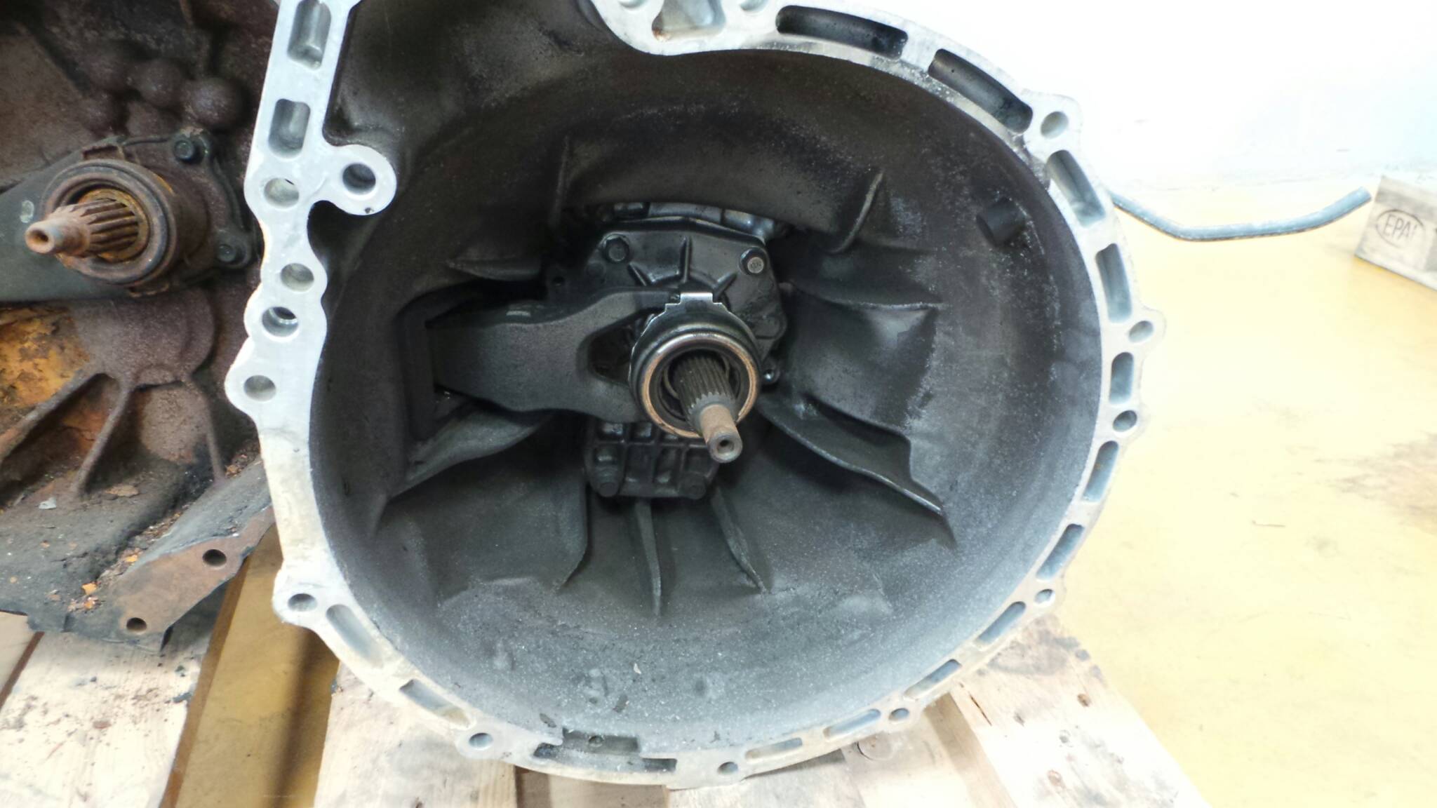 Manual gearbox FORD RANGER (ET) 2.5 TDCi 4x4 WLAA / FUT | B-Parts