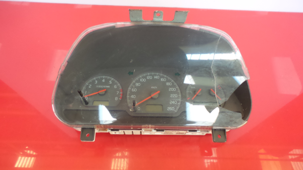 Instrument cluster VOLVO V40 Estate (645) 1.8 i 3482546 | B-Parts
