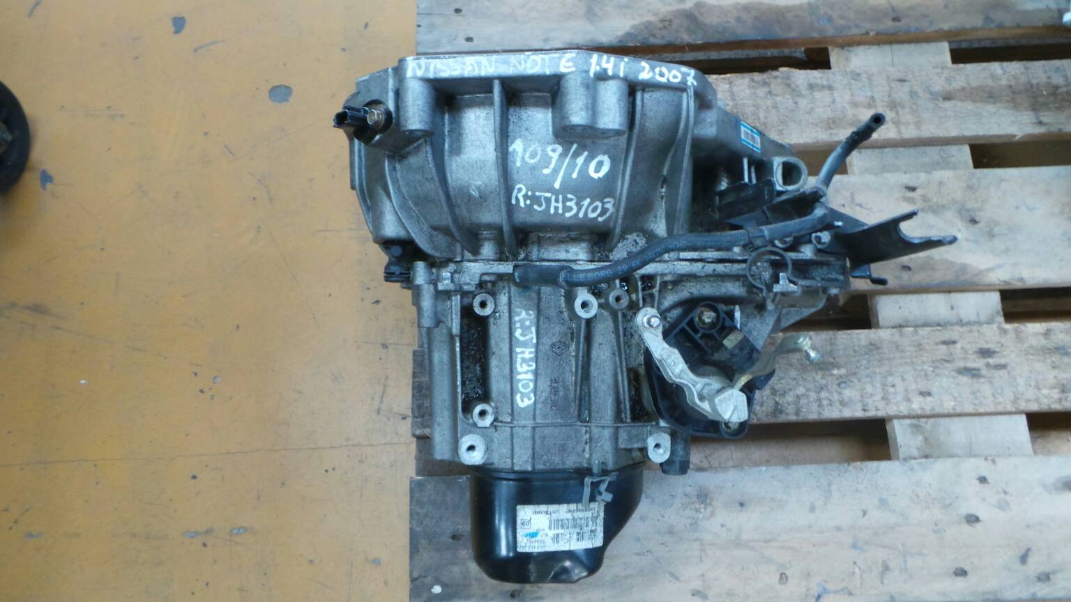 Manual gearbox NISSAN NOTE (E11, NE11) 1.4 3964622 | B-Parts