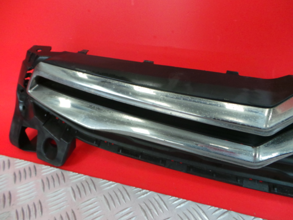 Front grille CITROËN C-ELYSEE (DD_) 1.6 BlueHDi 100 9676957880 | B-Parts