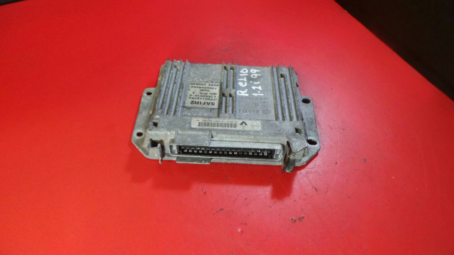 Engine control unit (ECU) RENAULT CLIO II (BB_, CB_) 3963419 | B-Parts