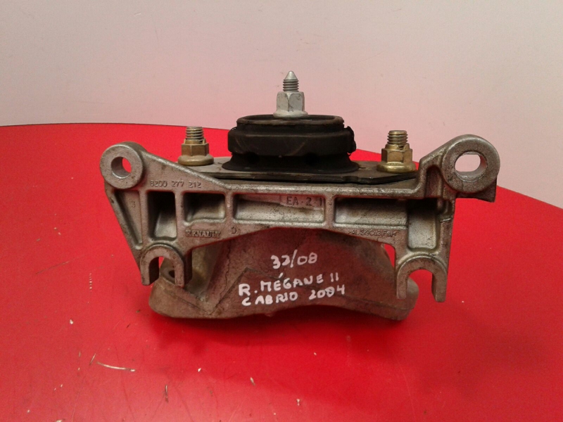 Engine mount RENAULT MEGANE II Coupé-Cabriolet (EM0/1_) 4564975 | B-Parts