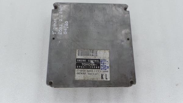 Engine control unit (ECU) TOYOTA DYNA Platform/Chassis (KD_, LY_, _Y2 ...