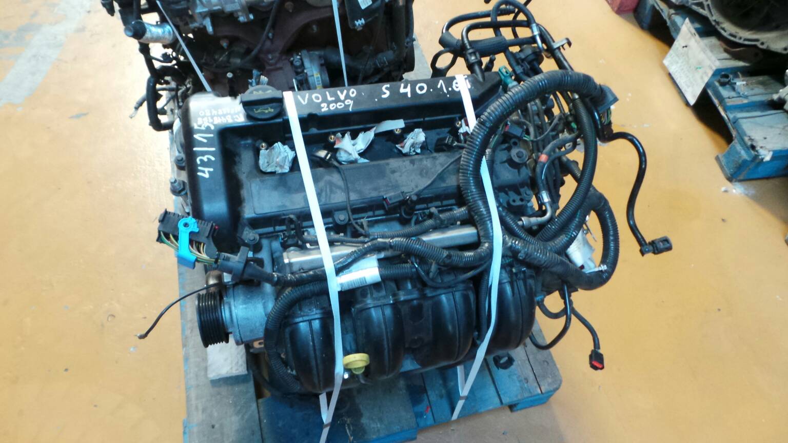 Engine VOLVO S40 II (544) 1.8 B 4184 S8 / 128480 | B-Parts