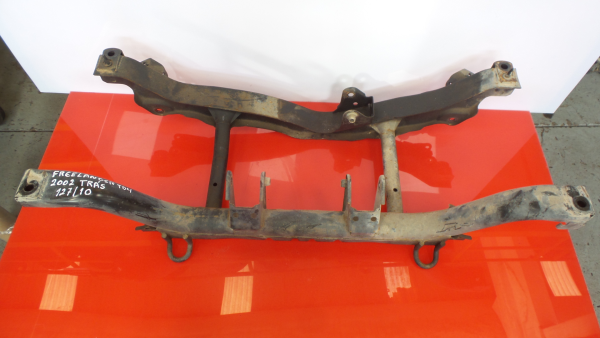 Rear axle LAND ROVER FREELANDER I (L314) 2.0 Td4 4x4 5120918 | B-Parts