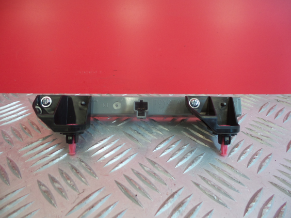 Third brake light TOYOTA AURIS (_E18_) 1.8 Hybrid (ZWE186_) 81570-05100 ...
