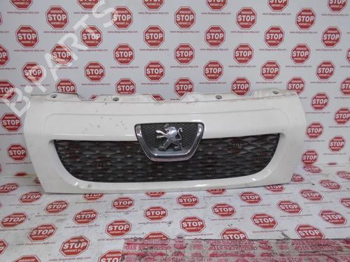 Front grille PEUGEOT EXPERT Van (222) 2.0 HDI 10284318 | B-Parts
