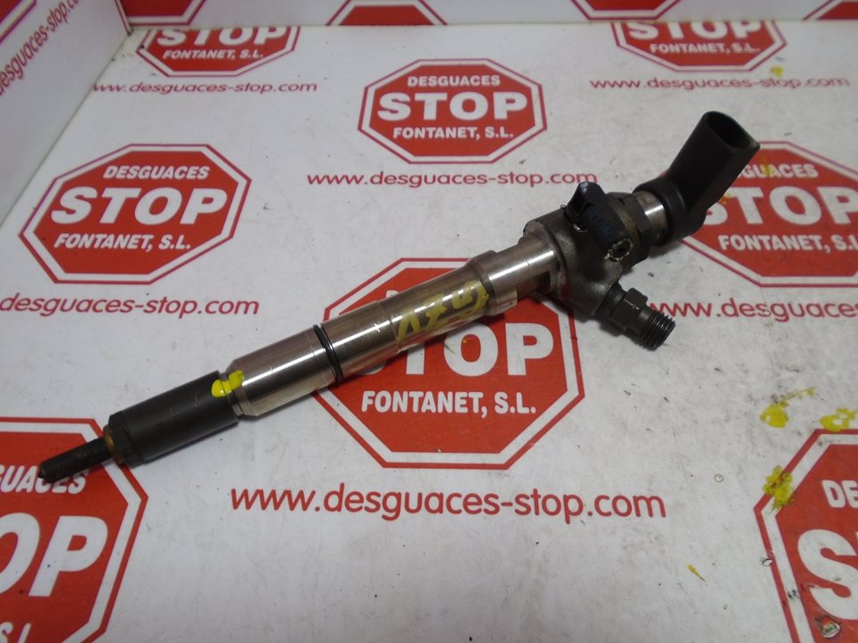 Injector VW GOLF VI (5K1) 1.6 TDI 7630906 | B-Parts