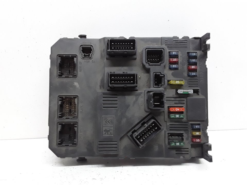 Fuse box CITROËN C3 I (FC_, FN_) 1.1 i 11745858 | B-Parts