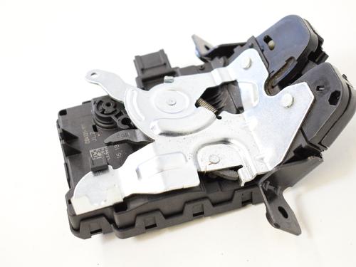 Tailgate lock LAND ROVER DISCOVERY SPORT (L550) 2.0 D 4x4 8859212 | B-Parts