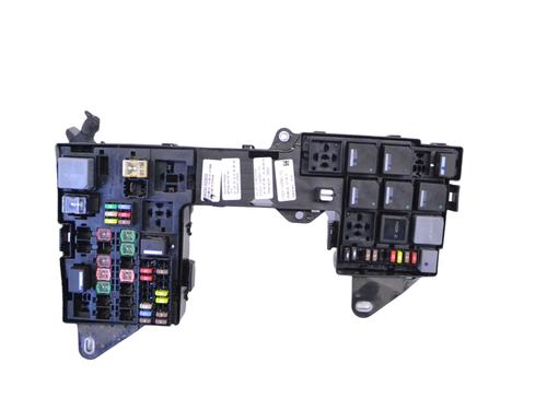 Fuse box JAGUAR XF I (X250) 2.2 D 10533875 | B-Parts